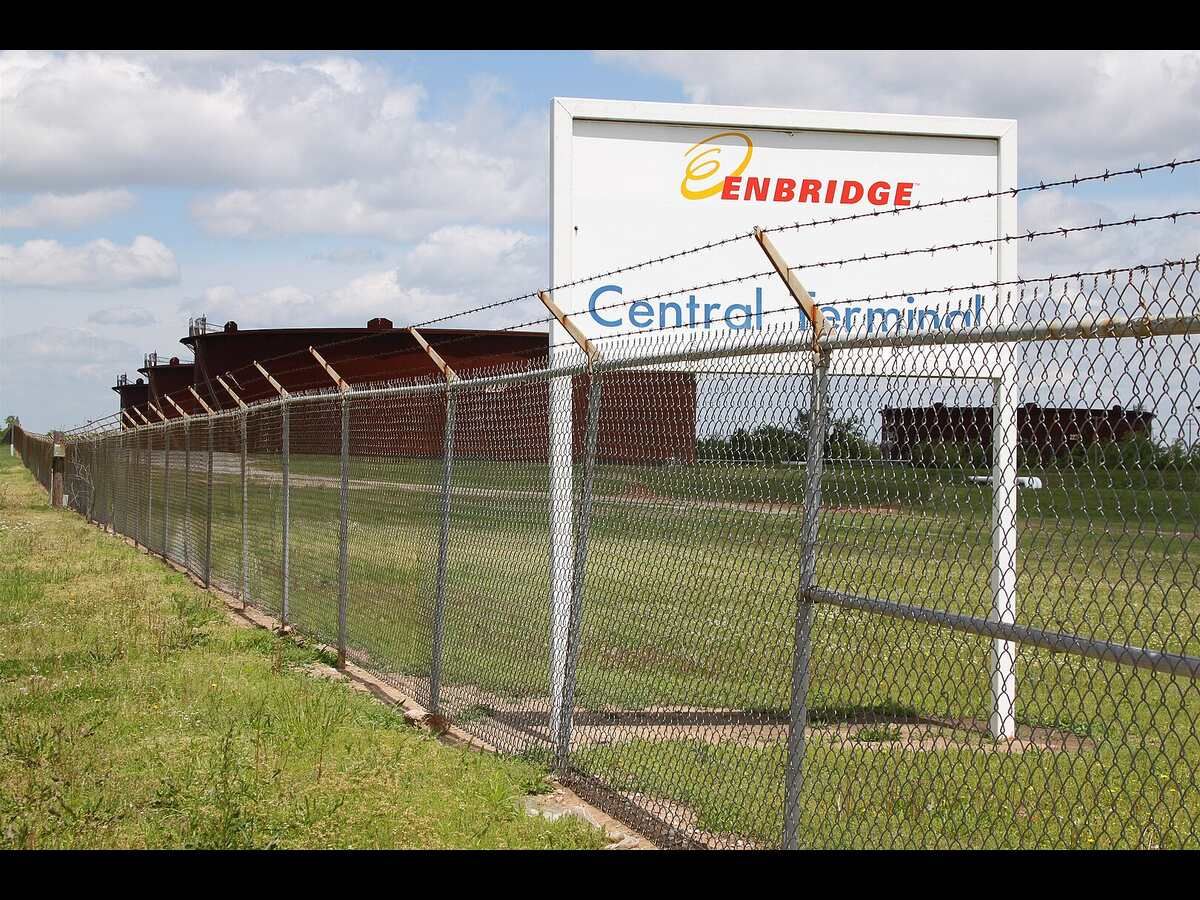 Retail Enthusiasm Soars For Enbridge As Canadian Pipeline Firm Doubles ...